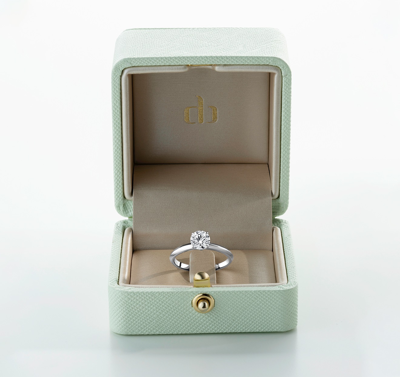 Damas Bridal & Engagement